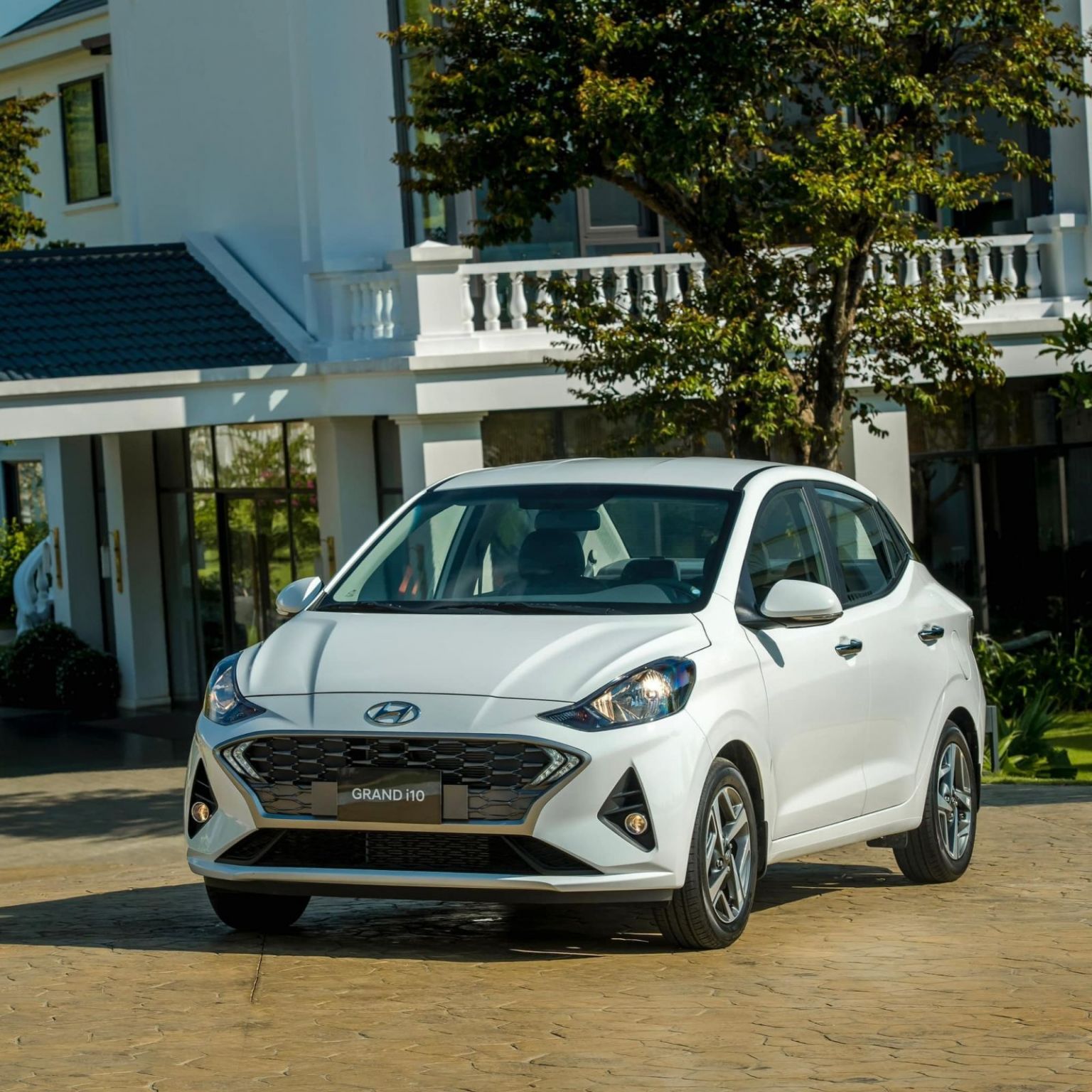 Hyundai Motors - Hyundai Motors